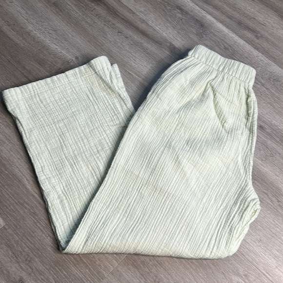 Wonderly | Pants & Jumpsuits | Wonderly Light Sage Pants | Poshmark